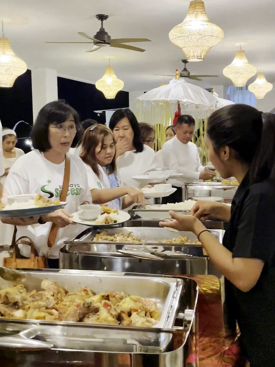 #1 Delicious Buffet Bali | Jaansan Beach House Restaurant