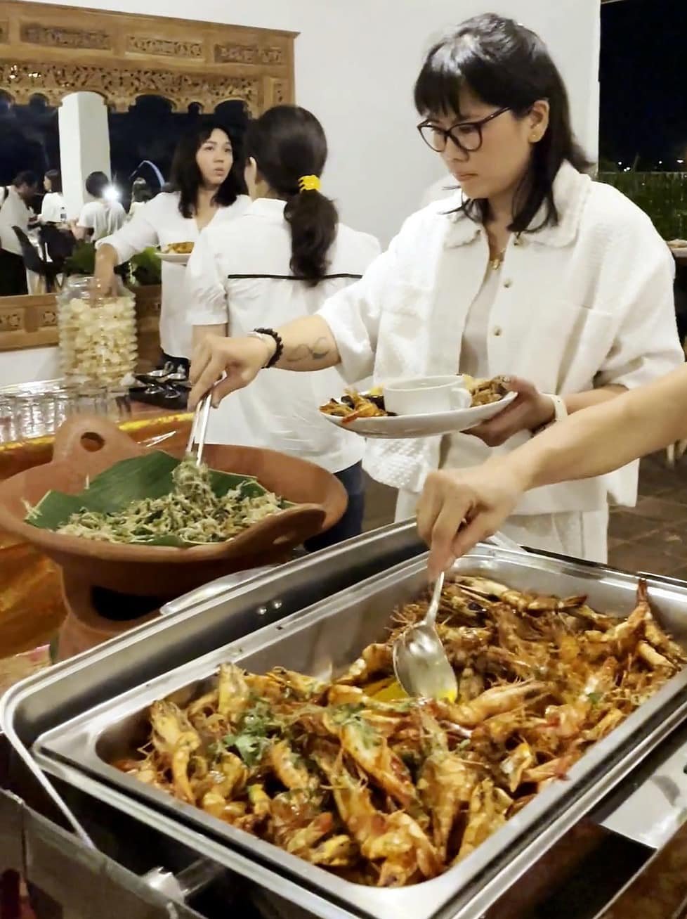 #1 Delicious Buffet Bali | Jaansan Beach House Restaurant